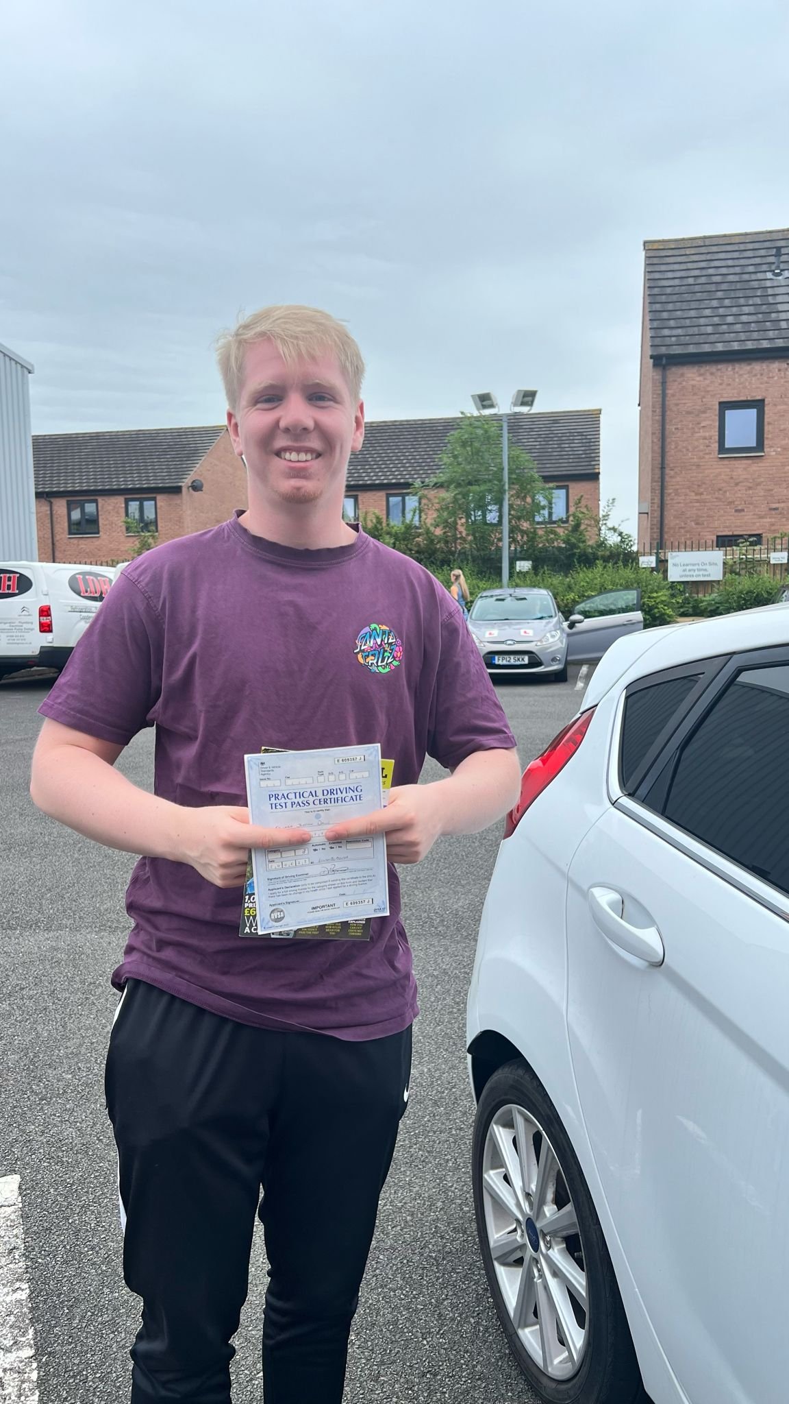 Local Driving Instructors in Loughborough | Excel Driving School